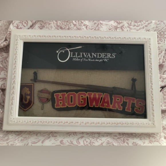 Warner Bros. | Accents | Harry Potter Shadow Box | Poshmark